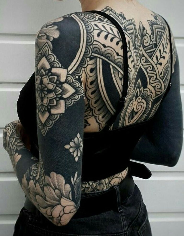 30 Bold & Beautiful Blackwork Ornamental Tattoo Ideas TATTOOS PICK